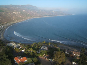 Rincon Surf Spot | Santa Barbara - California | TravelGrom.com