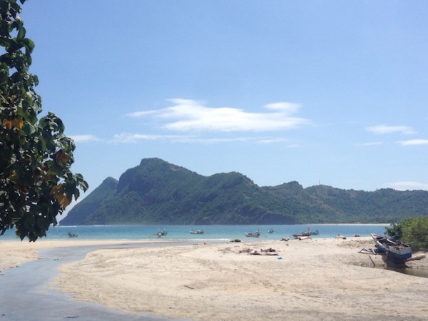 Surfing West Sumbawa, Indonesia | Guide, Photos, Surf Map